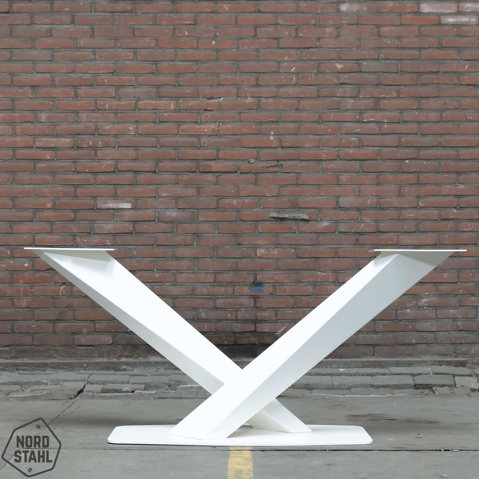 Twisted V leg - Nordstahl